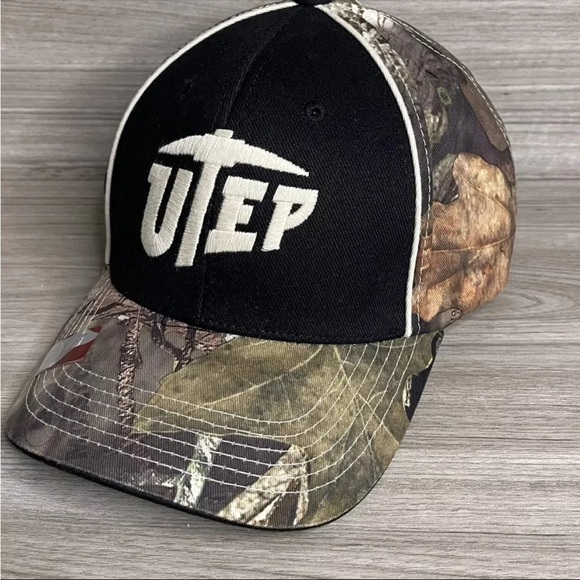 Mossy Oak | Accessories | New Utep Miners Black Camo Logo Ncaa Curved ...